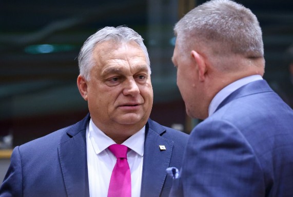 basil10 • Bloomberg: Шольц предупреждает лидеров ЕС, что пришло время ...